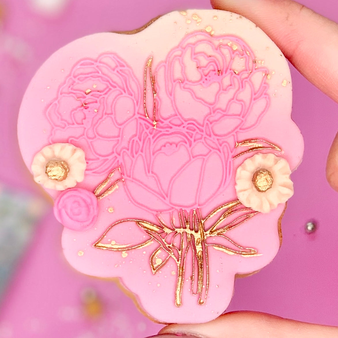 BUNCH OF PEONIES - RAISED EMBOSSER – Bake Box Boutique