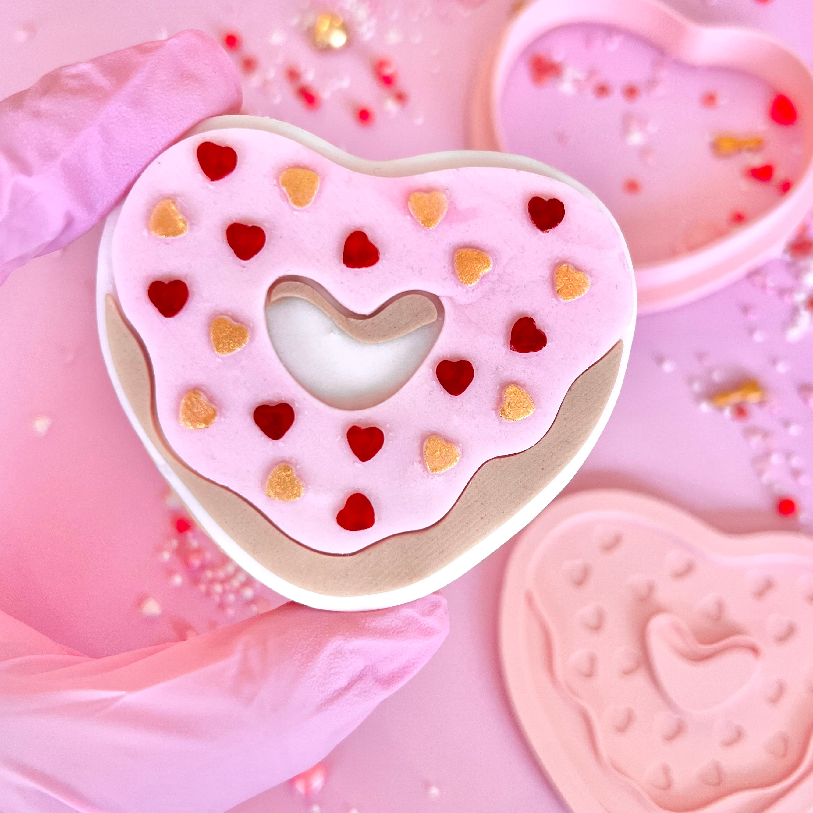 HEART DONUT - MULTI POP EMBOSSER AND CUTTER – Bake Box Boutique