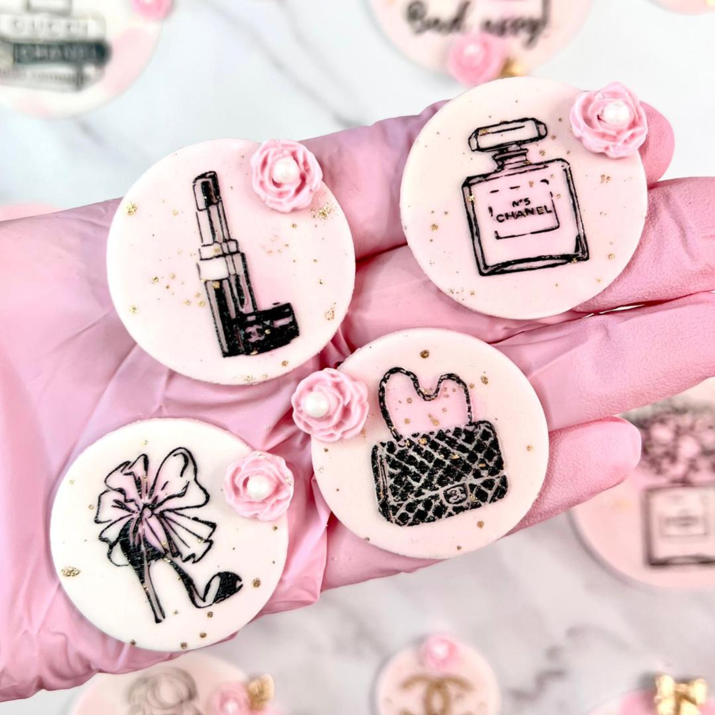 MINI 4-IN-1 DESIGNER ACCESSORIES - RAISED EMBOSSER SET – Bake Box Boutique